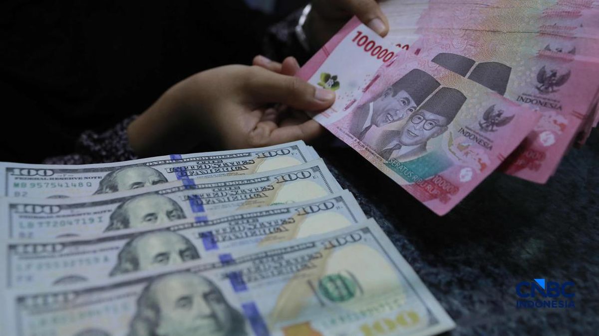 EWF_CYBER2 | Heboh 'Sell Indonesia' Saat Rupiah-IHSG Jatuh, Muncul Nama ...